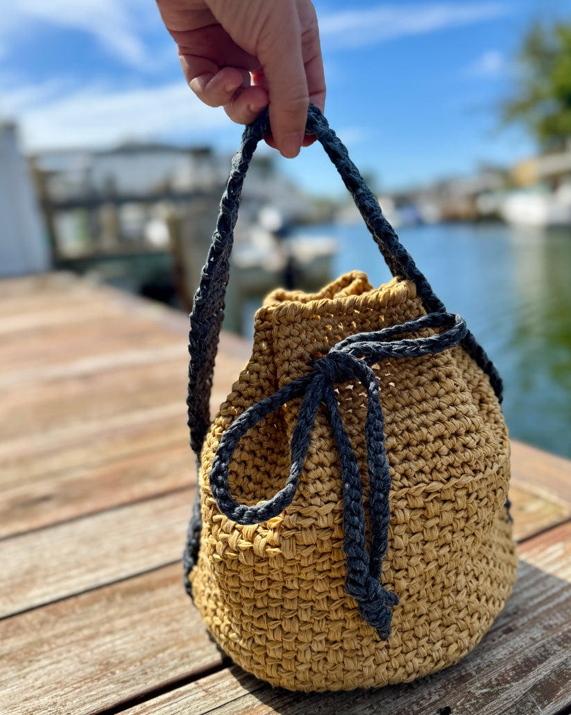 Boardwalk Cinch Bag – Crochet Bucket Bag Pattern | Rewind Yarn | 1 Mor ...